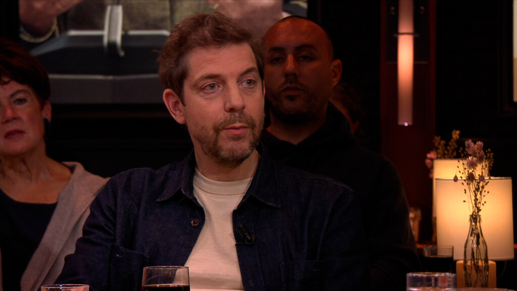 Bar Laat gemist? Kijk het hier.