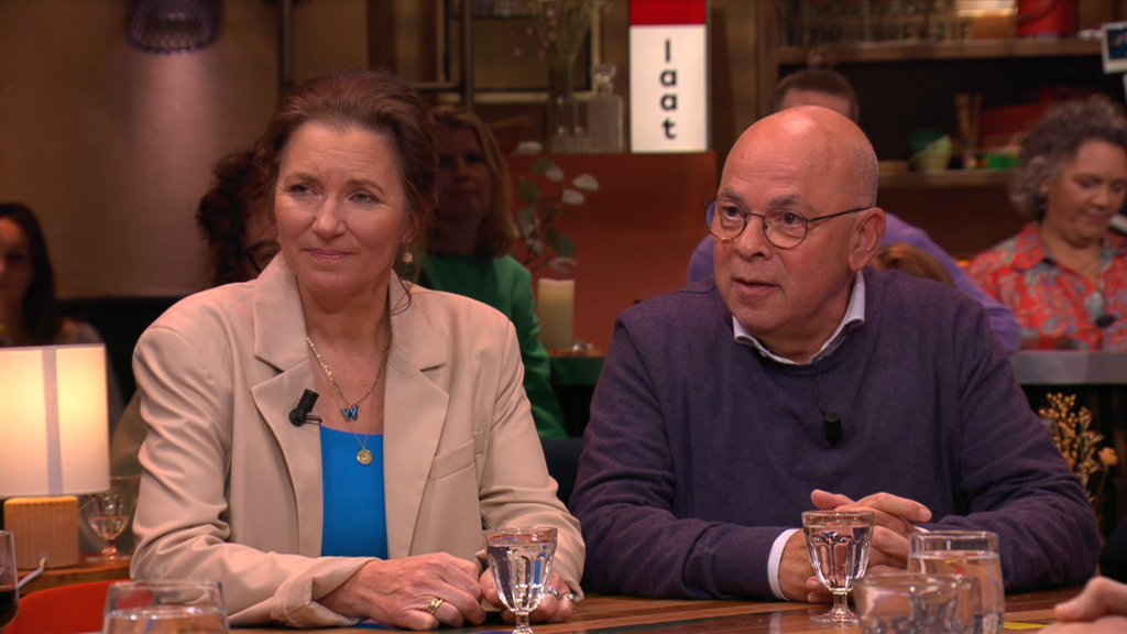 Bar Laat gemist? Kijk het hier.