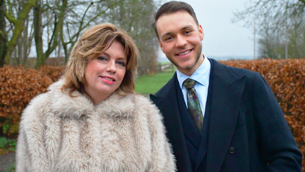 Dj Sefa gemist? Kijk het hier.