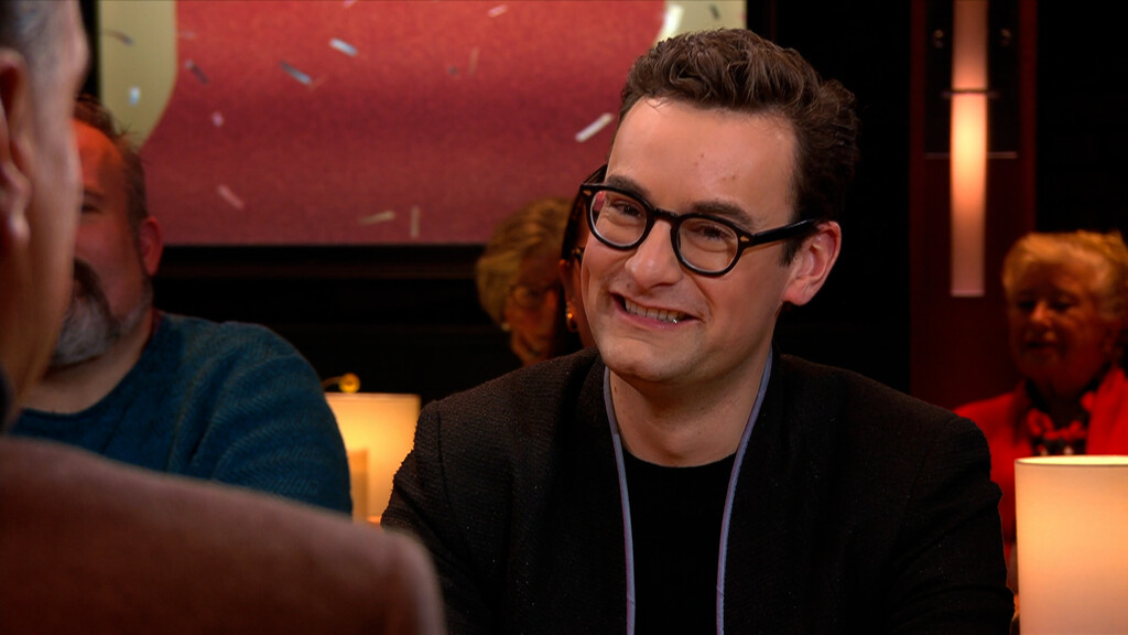 Bar Laat gemist? Kijk het hier.