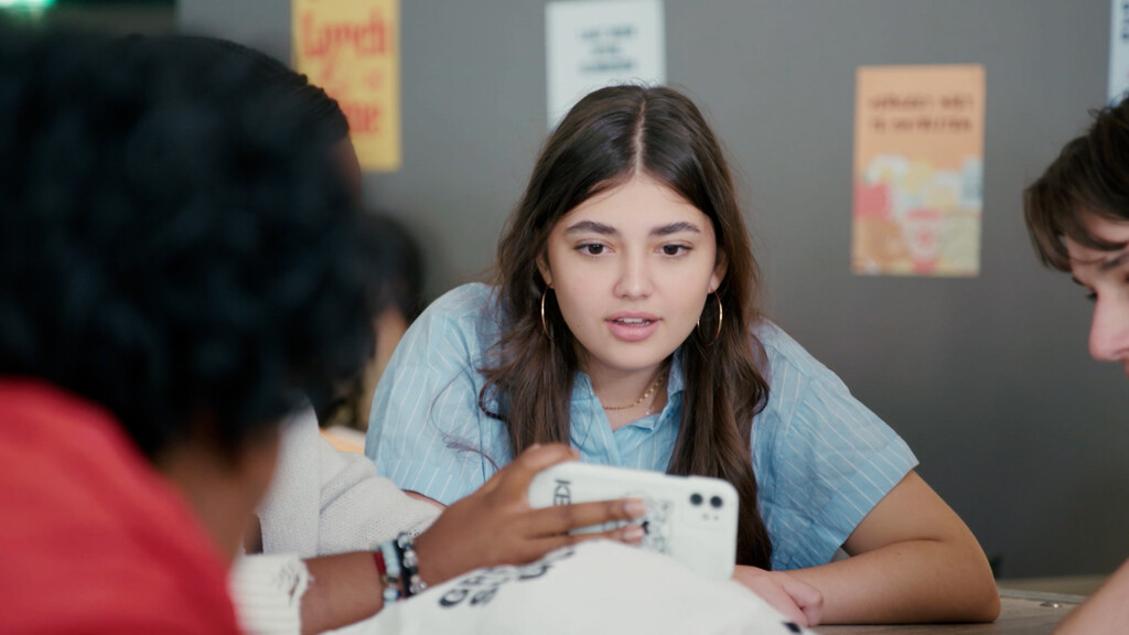 Zijn Jades docenten beroemd? gemist? Kijk het hier.