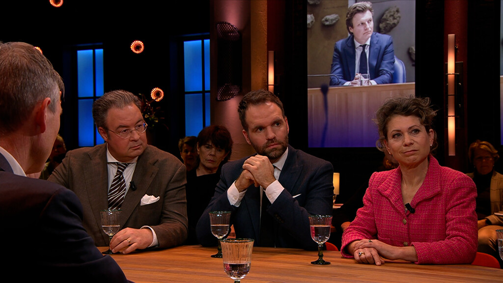 Bar Laat gemist? Kijk het hier.