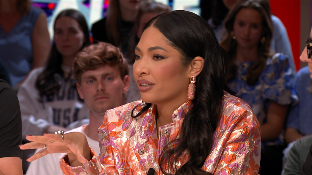 Eva gemist? Kijk het hier.