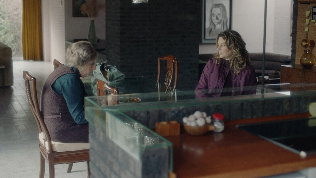 Maud & Babs - Paris je taime - MAX Vandaag