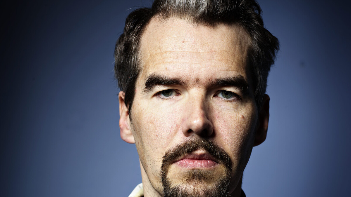 met o.a. schrijvers Robert van Eijden, Marc van der Holst en Boris van ...