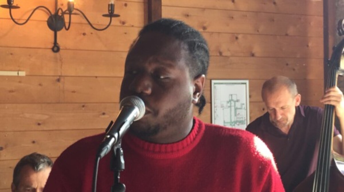 Bijlmerramp en ooggetuige rapper Mitchel “Mizztamizzo’ van Ommen - OVT ...