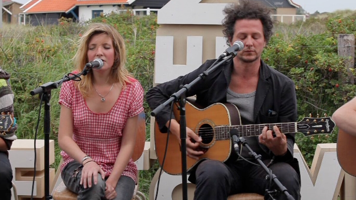 Roosbeef : Roosbeef - Sessie op Into The Great Wide Open - 3voor12