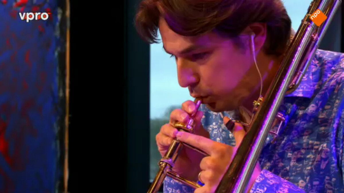 Slipstream for trombone solo & loop station' (Florian Magnus Maier ...