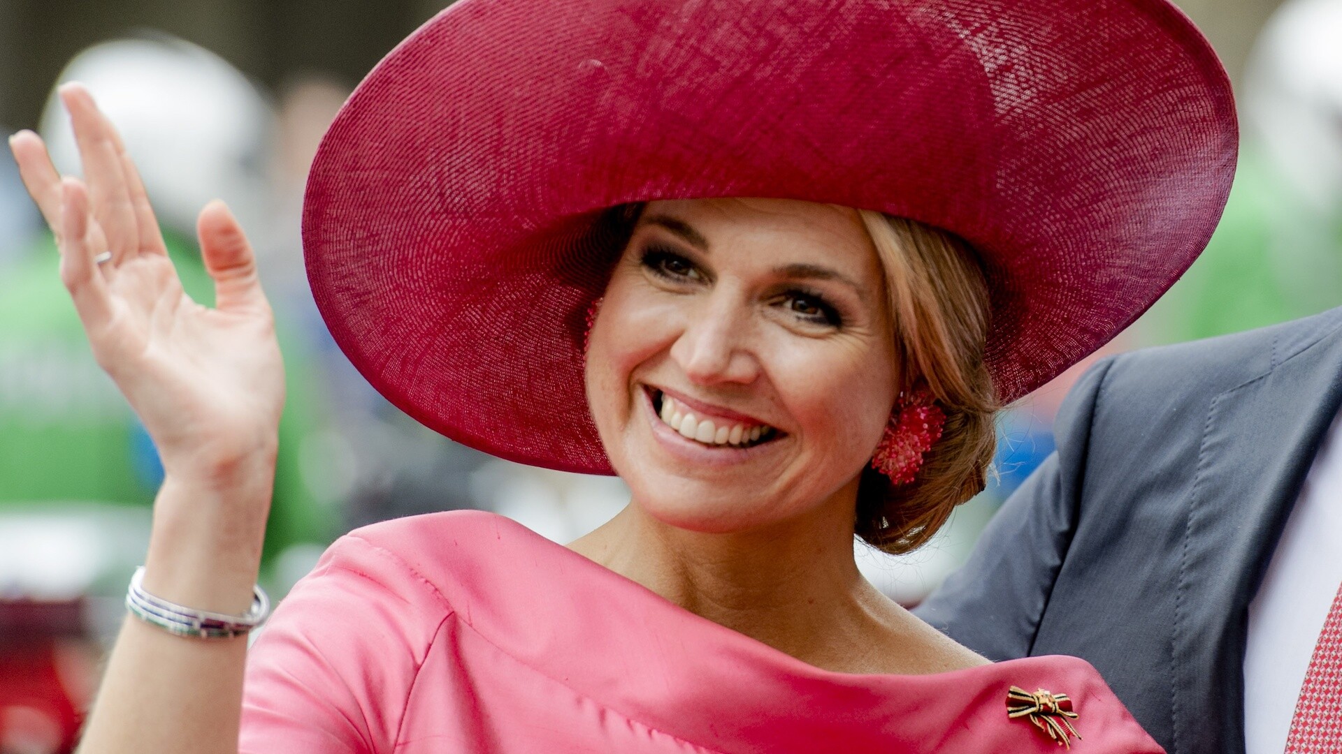 Stijlmeester Bodo Breg over Máxima's liefde voor zijde - Blauw Bloed