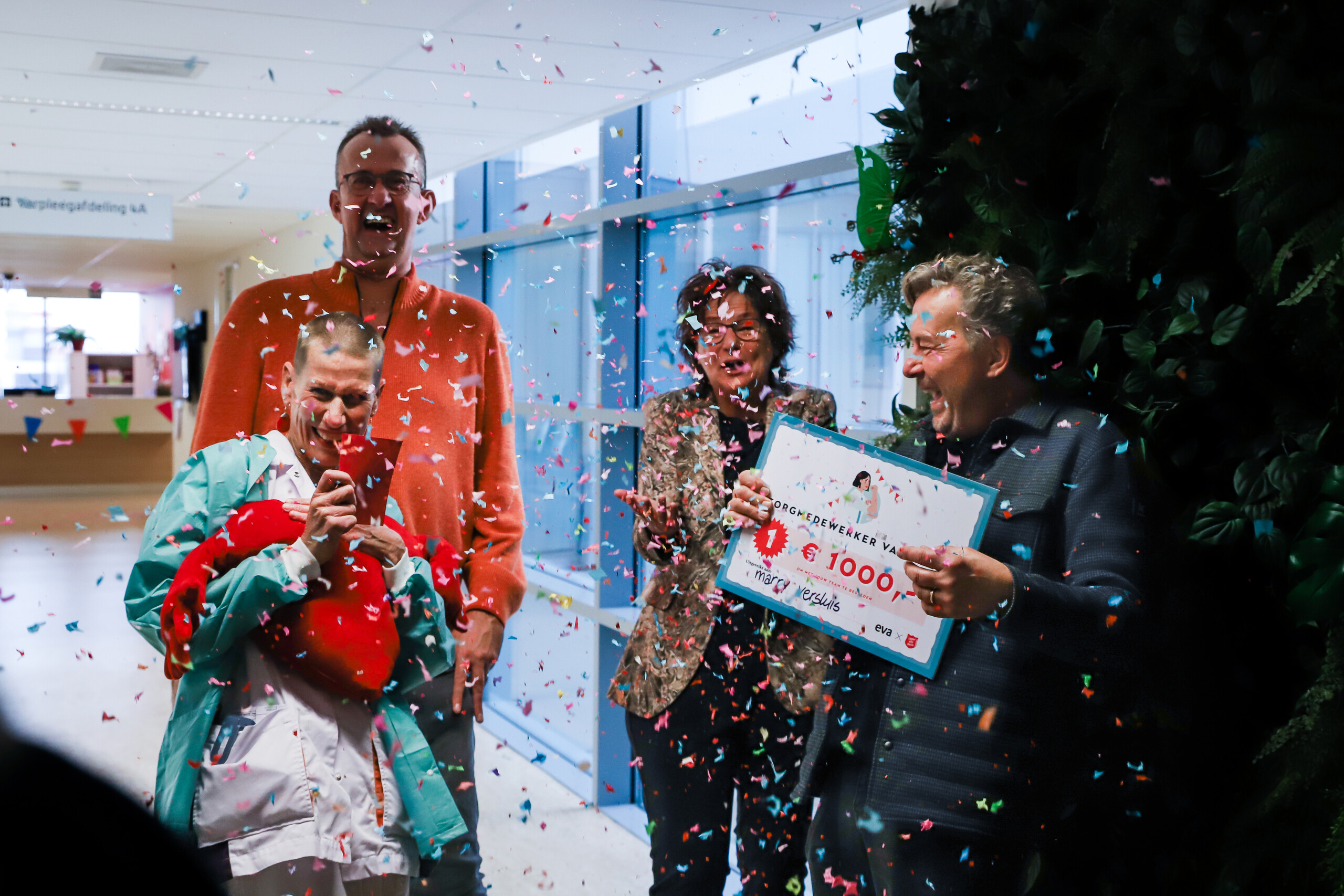 Marry Versluis is Zorgmedewerker van het jaar 2022 - EO