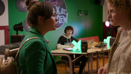 Flexe Meiden - Arcade - Zapp