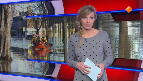 Het NOS Jeugdjournaal - NOS Jeugdjournaal 35 jaar - Presentatoren ...