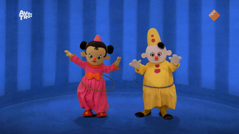 Bumba 2.0: Bumbina, Bumba en Bumbalu doen de stopdans - Bumba - Zappelin