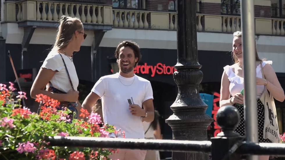 Streetlab fragment: Experiment: Extreem vrolijk gemist? Terugkijk doe ...