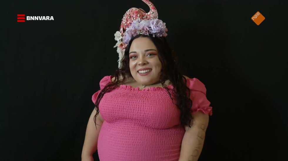 Je Zal Het Maar Hebben fragment: Donicia 2.0! gemist? Terugkijk doe je ...