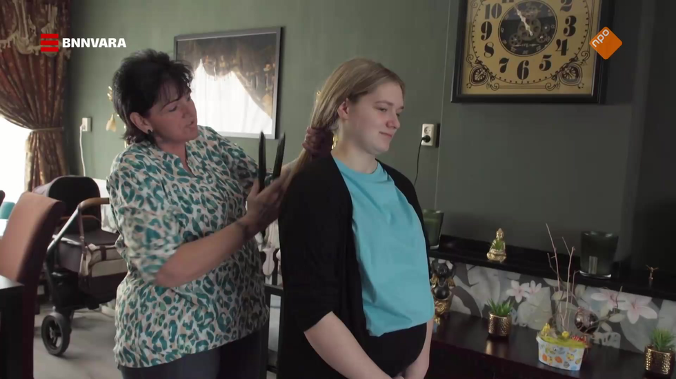 Vier Handen Op Eén Buik fragment: Ontmoeting met Bobbi Eden gemist? Terugkijk doe je op NPO3.nl