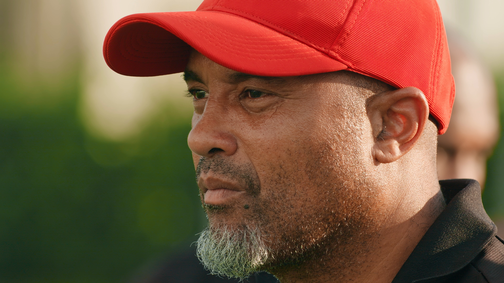 Video - NPO Doc: De Surinaamse voetbaldroom gemist? Terugkijken doe je ...