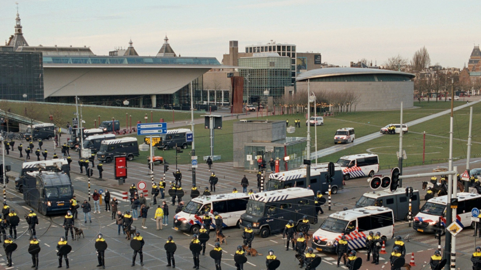 NPO Doc: De Bezette Stad gemist? Terugkijken doe je op NPO3.nl